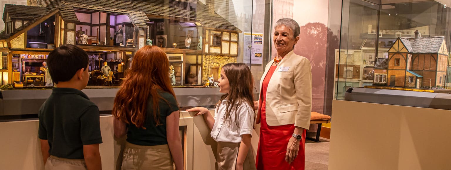 School Tours | Miniature Museum
